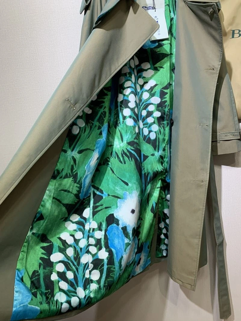 Original Burberry Outwear