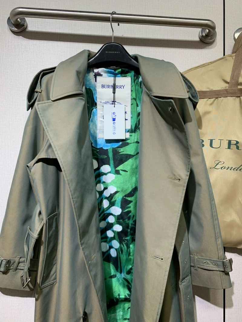 Original Burberry Outwear