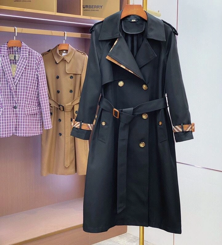 Burberry Outwear