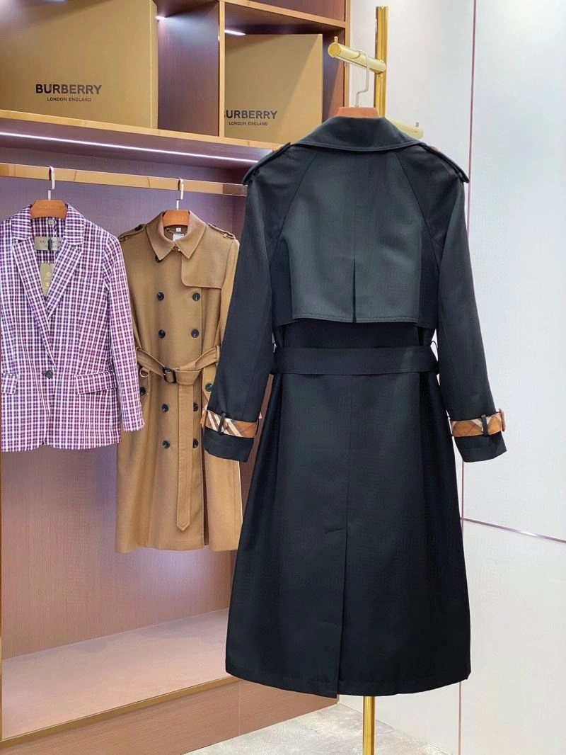 Official Burberry Outwear