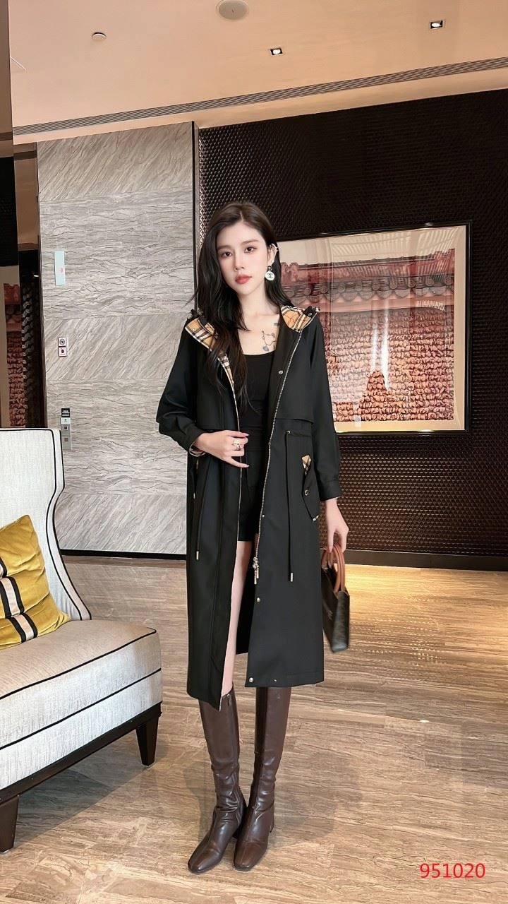 Top match Burberry Outwear