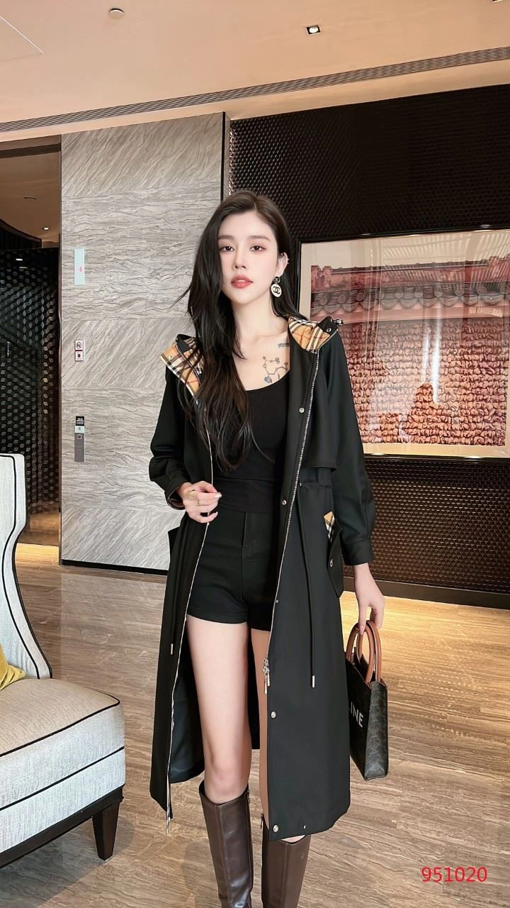 Top match Burberry Outwear