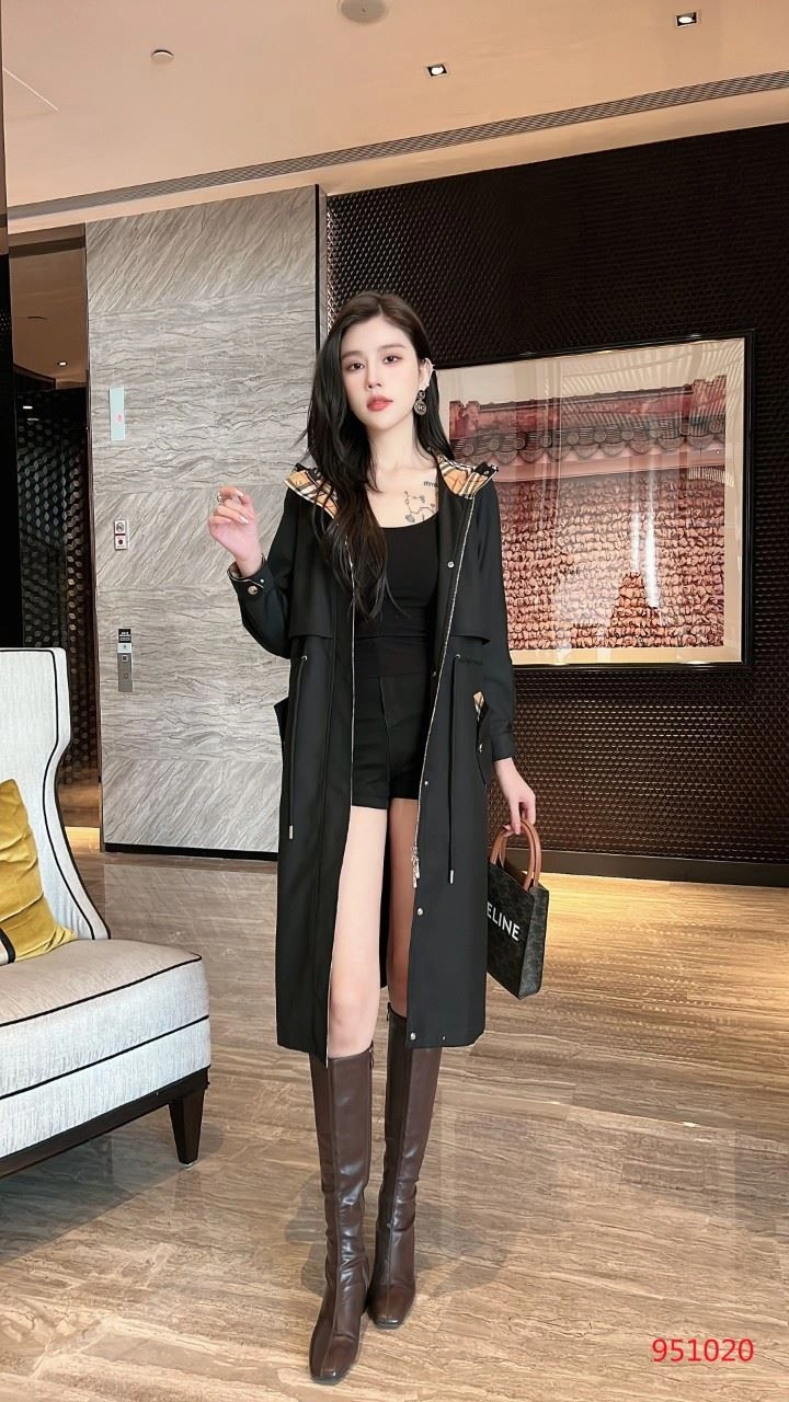 Top match Burberry Outwear