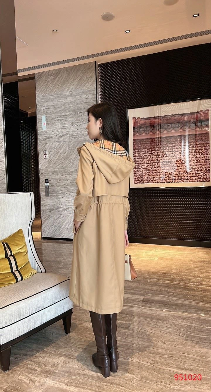 High fidelity Burberry Outwear