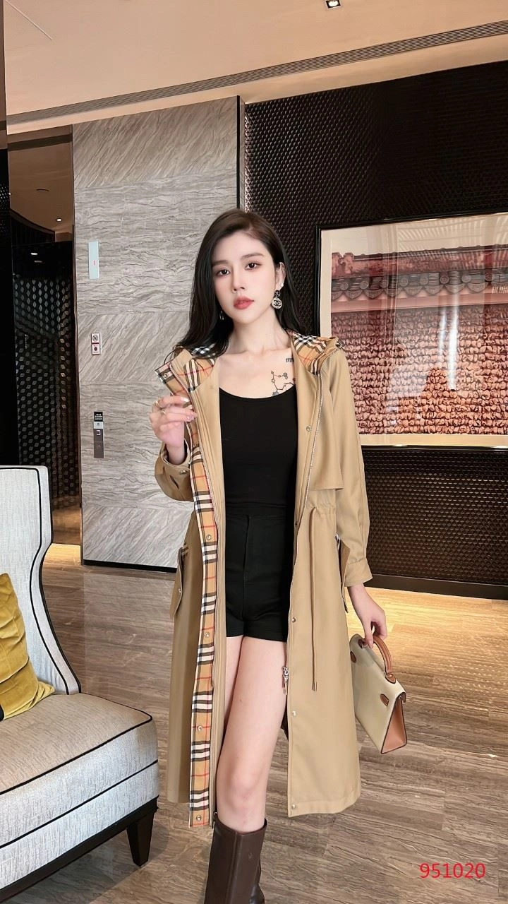 High fidelity Burberry Outwear
