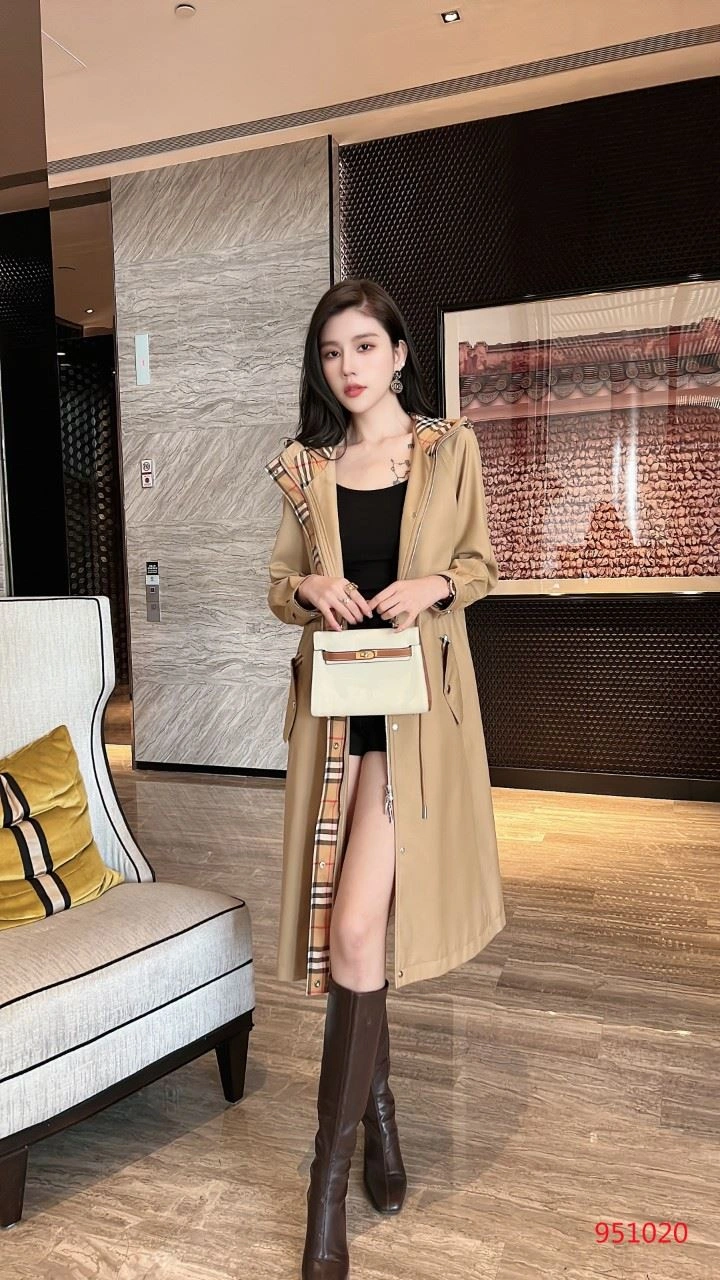 High fidelity Burberry Outwear