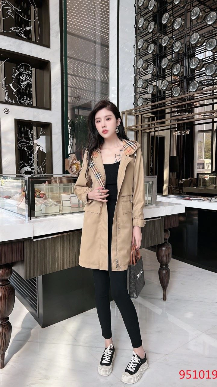 Mirror quality Burberry Outwear