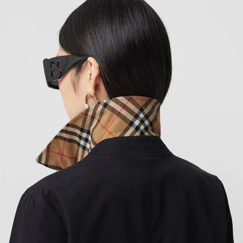 Top mirror Burberry Outwear