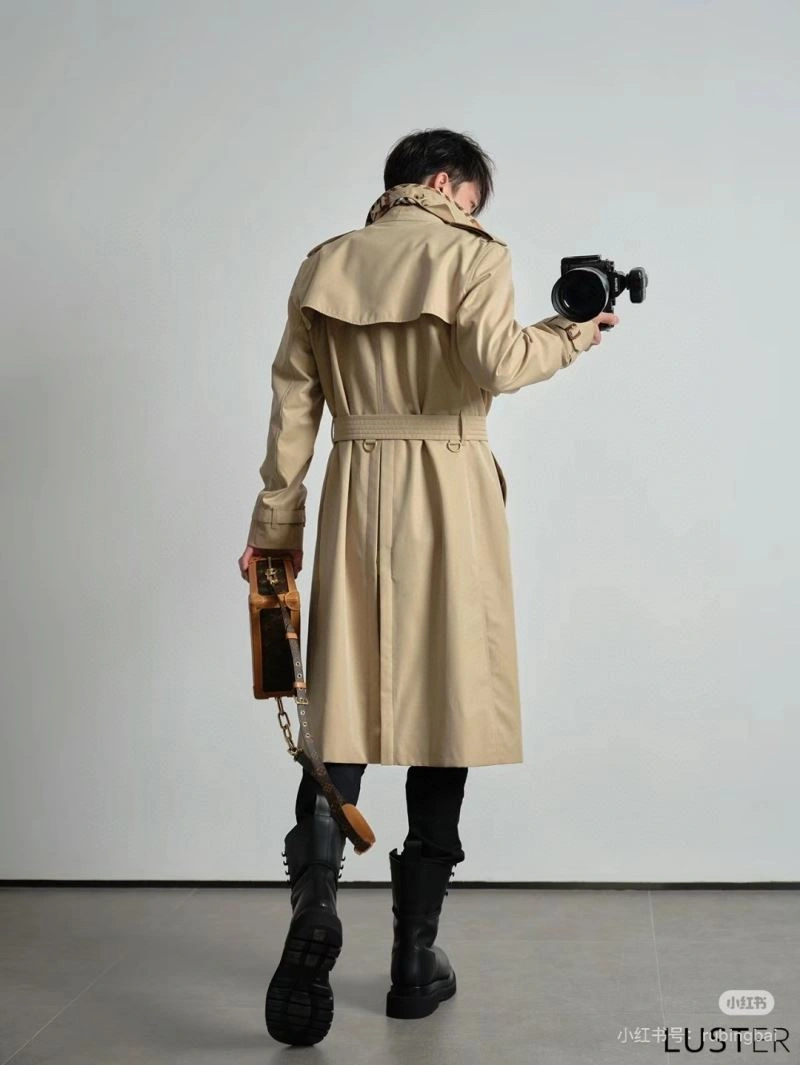 Economical Burberry Outwear