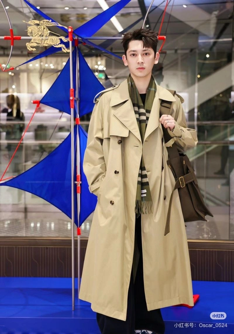 Economical Burberry Outwear