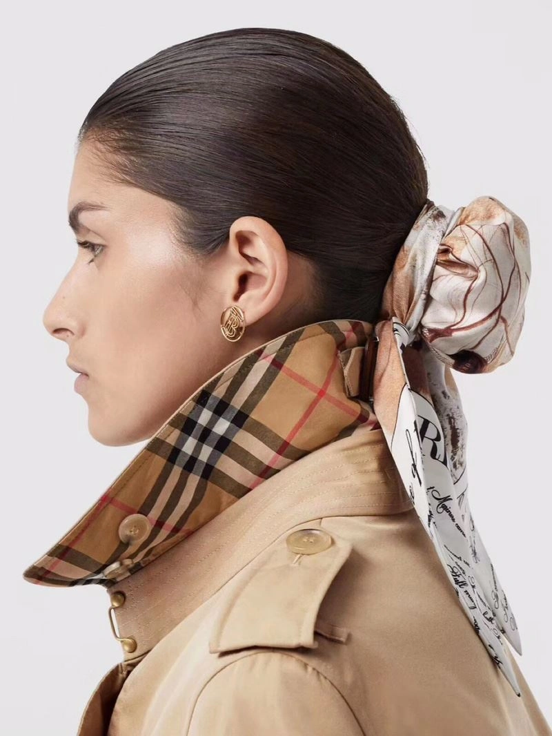 Discounted Burberry Outwear
