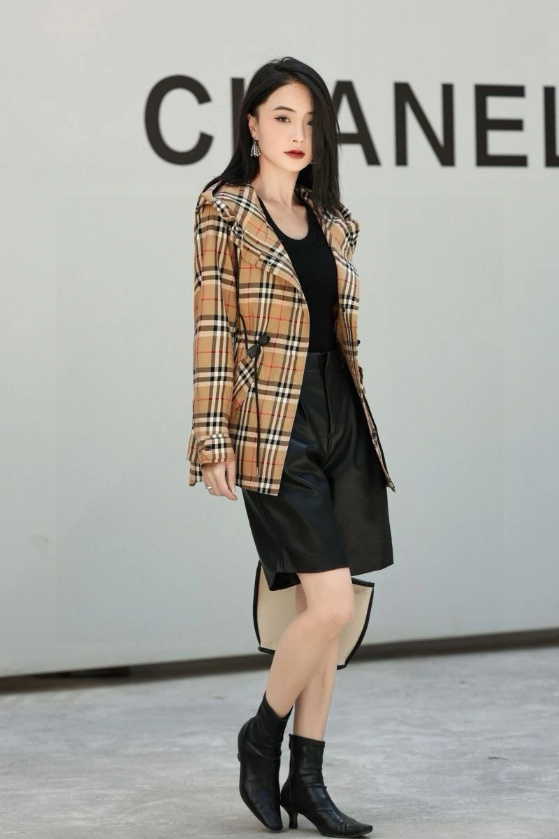 Perfect replica Burberry Outwear
