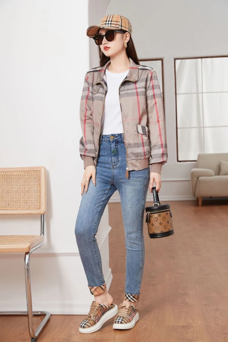 Official Burberry Outwear