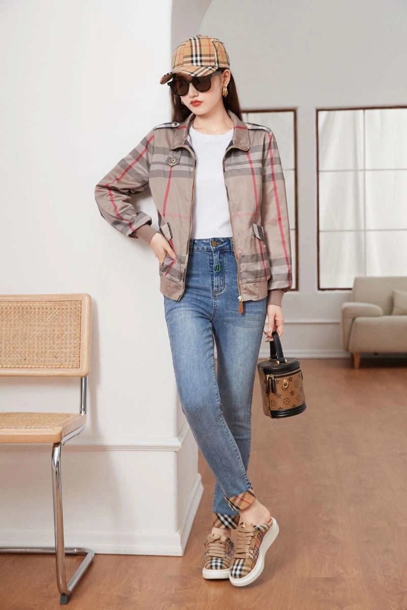 Official Burberry Outwear