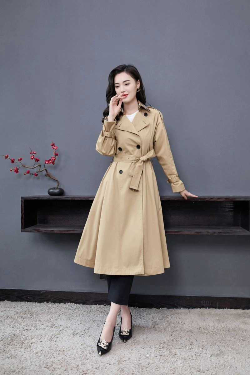 Official Burberry Outwear