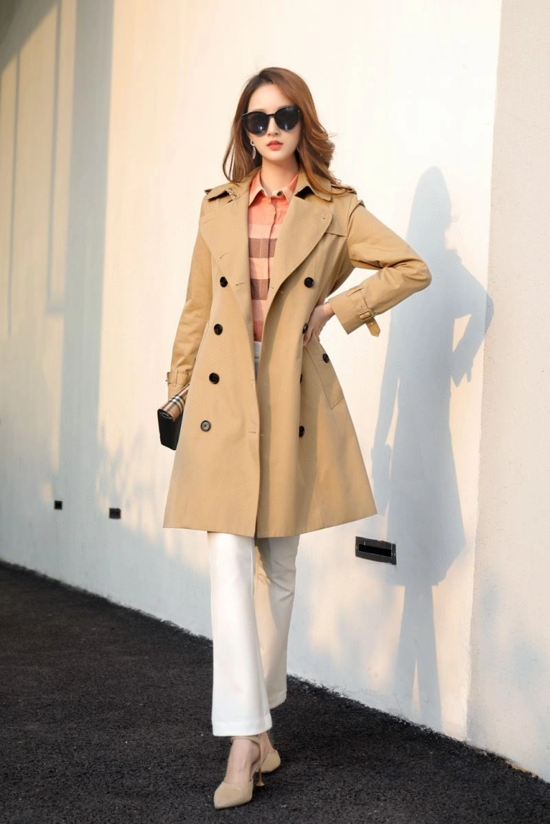 Bargain Burberry Outwear