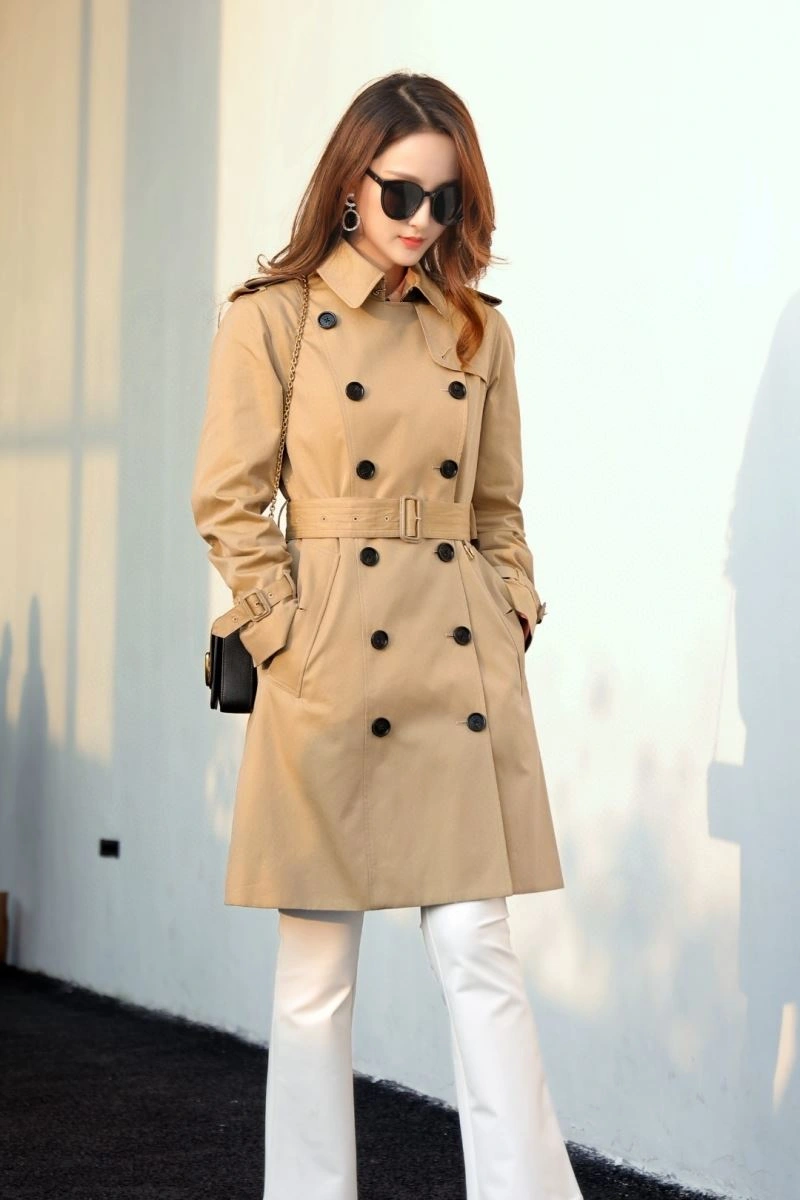 Bargain Burberry Outwear
