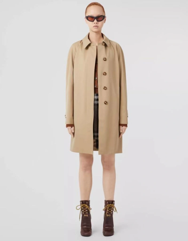 Accurate model Burberry Outwear