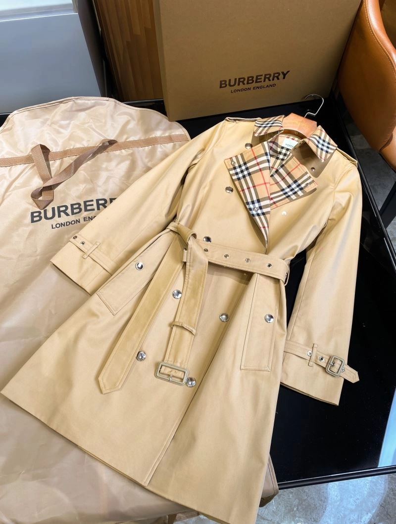 Burberry Outwear