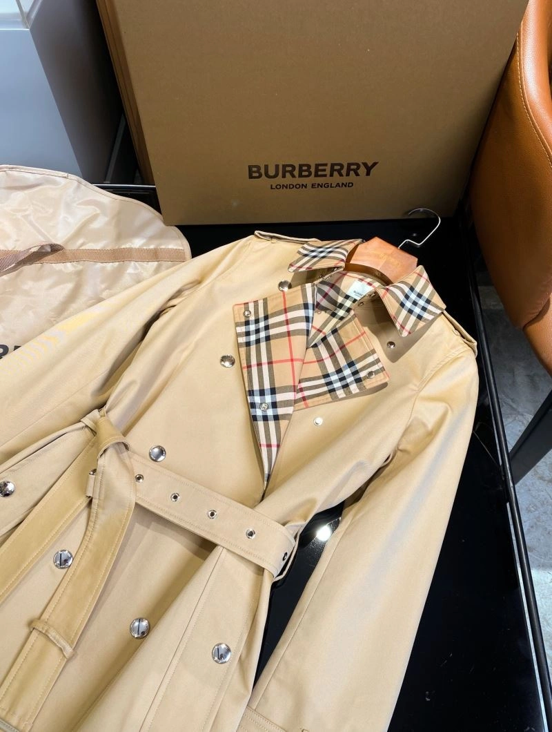 High fidelity Burberry Outwear