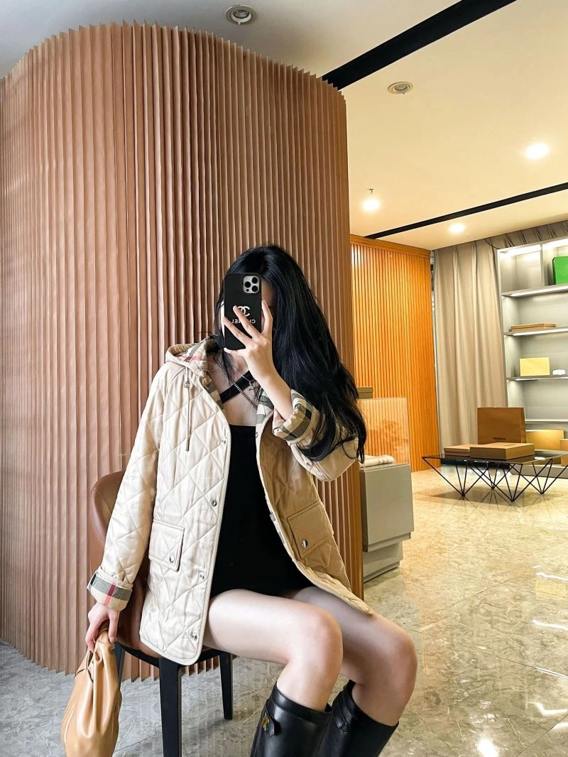 Top mirror Burberry Outwear