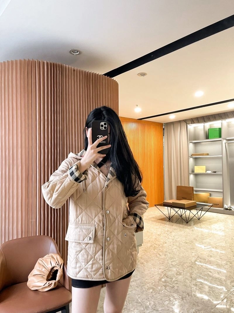Top mirror Burberry Outwear