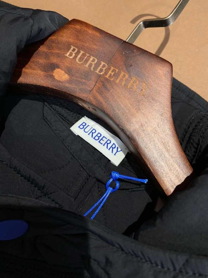 Brand-original Burberry Outwear