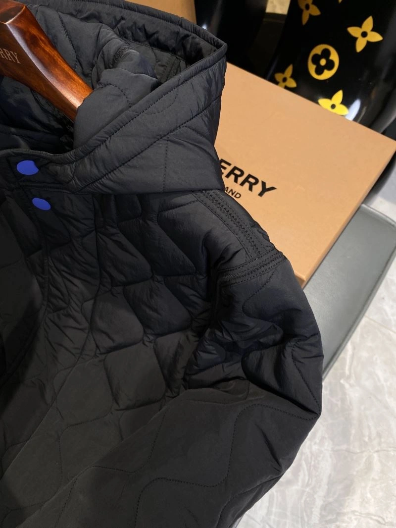 Brand-original Burberry Outwear