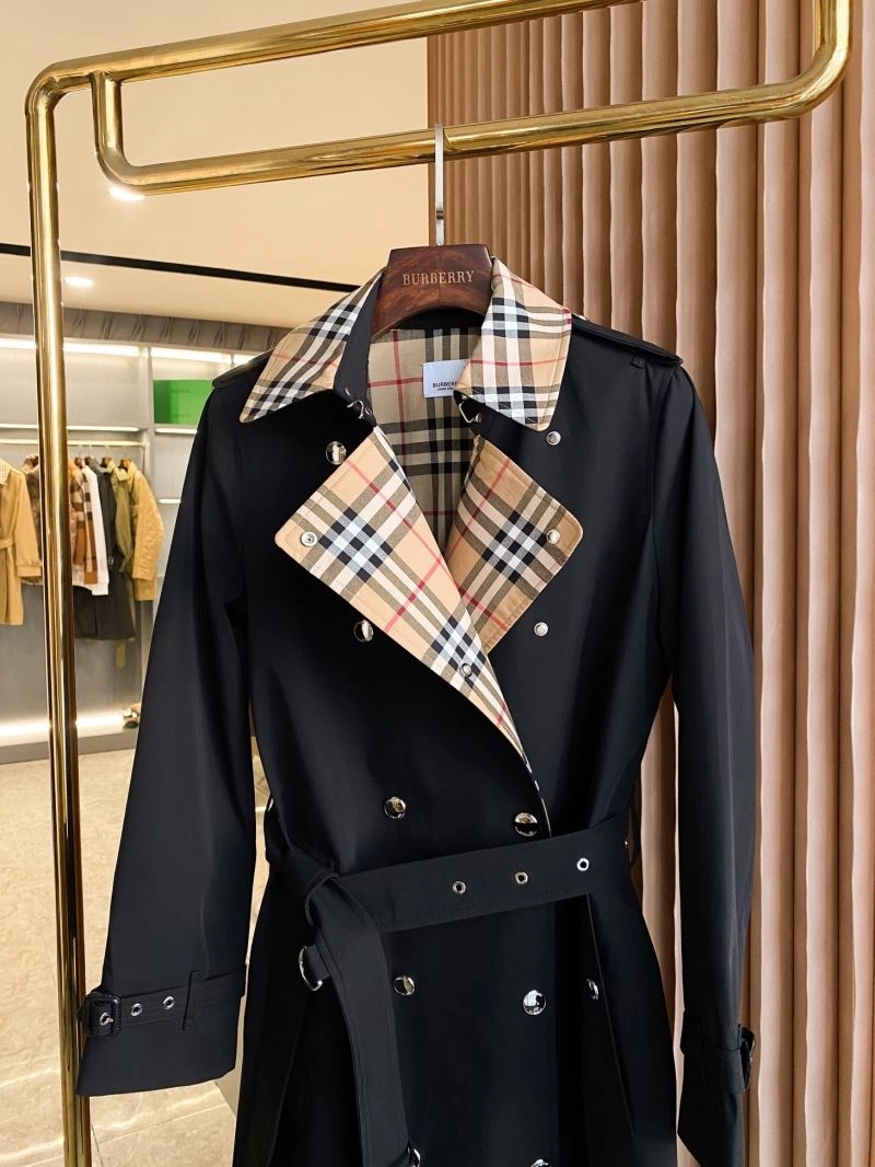 Legit Burberry Outwear