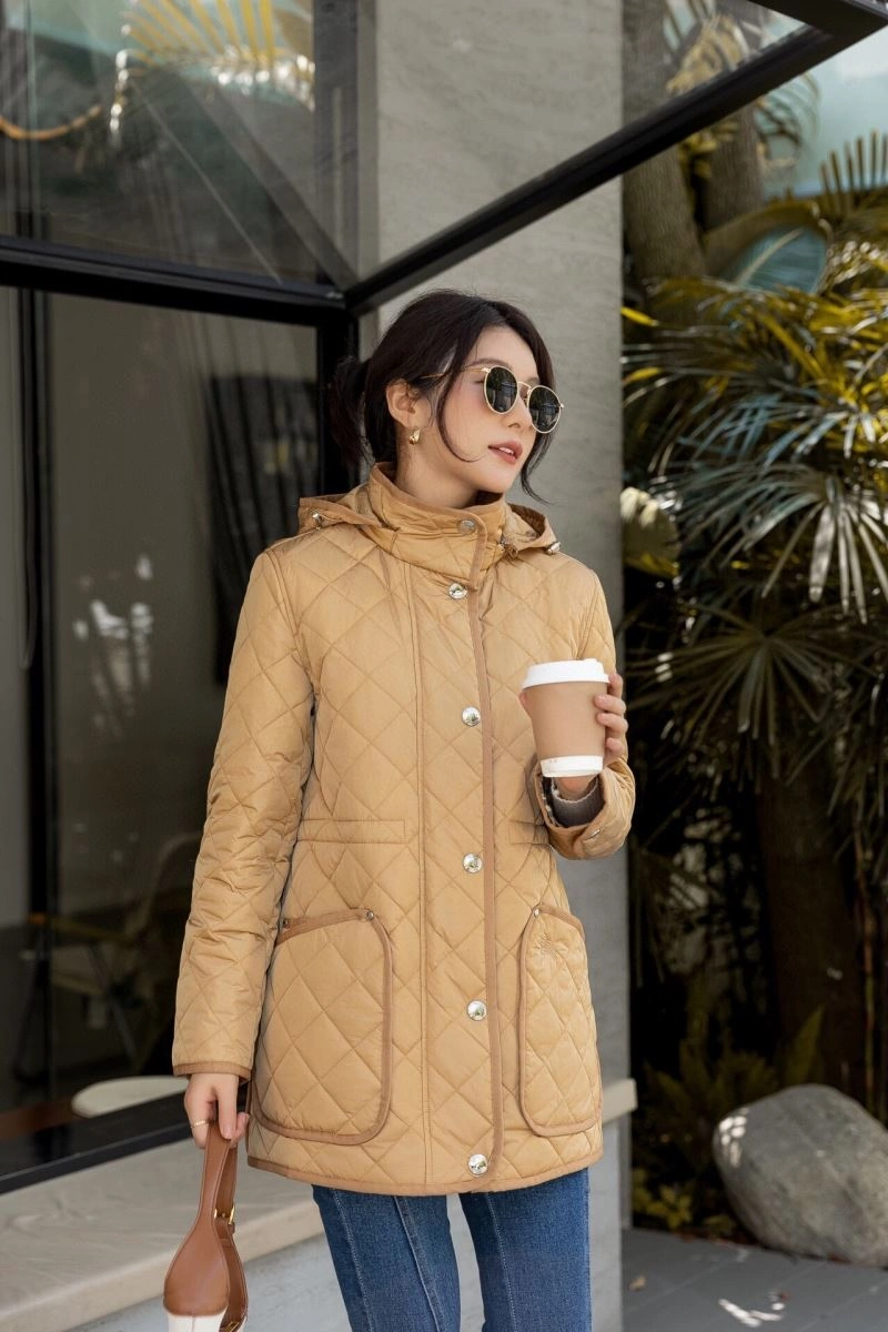 Official Burberry Outwear