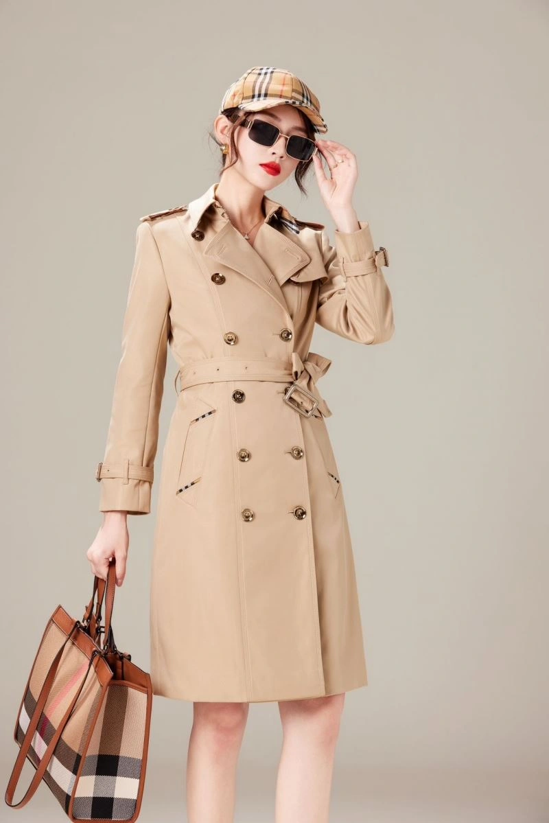 Accurate model Burberry Outwear