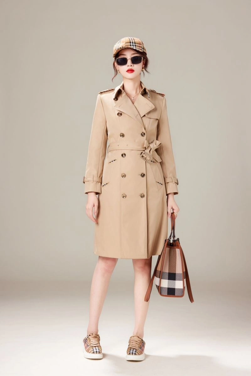 Accurate model Burberry Outwear