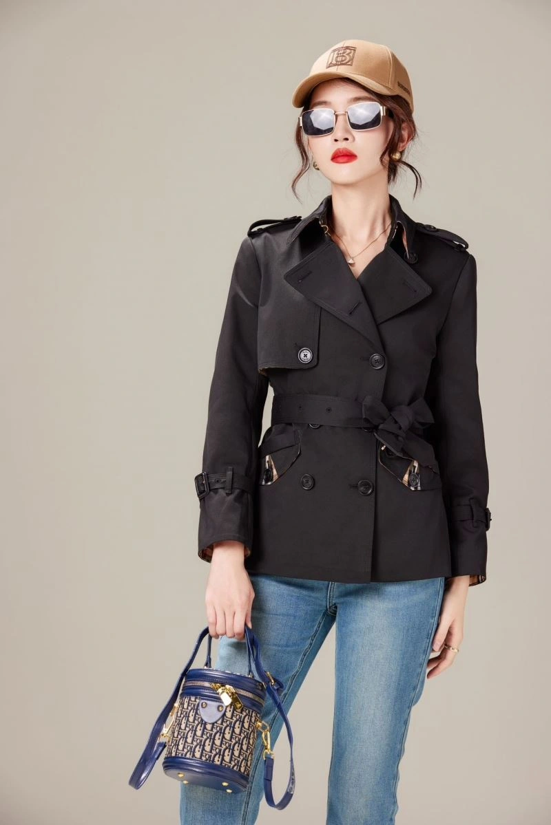 Discounted Burberry Outwear