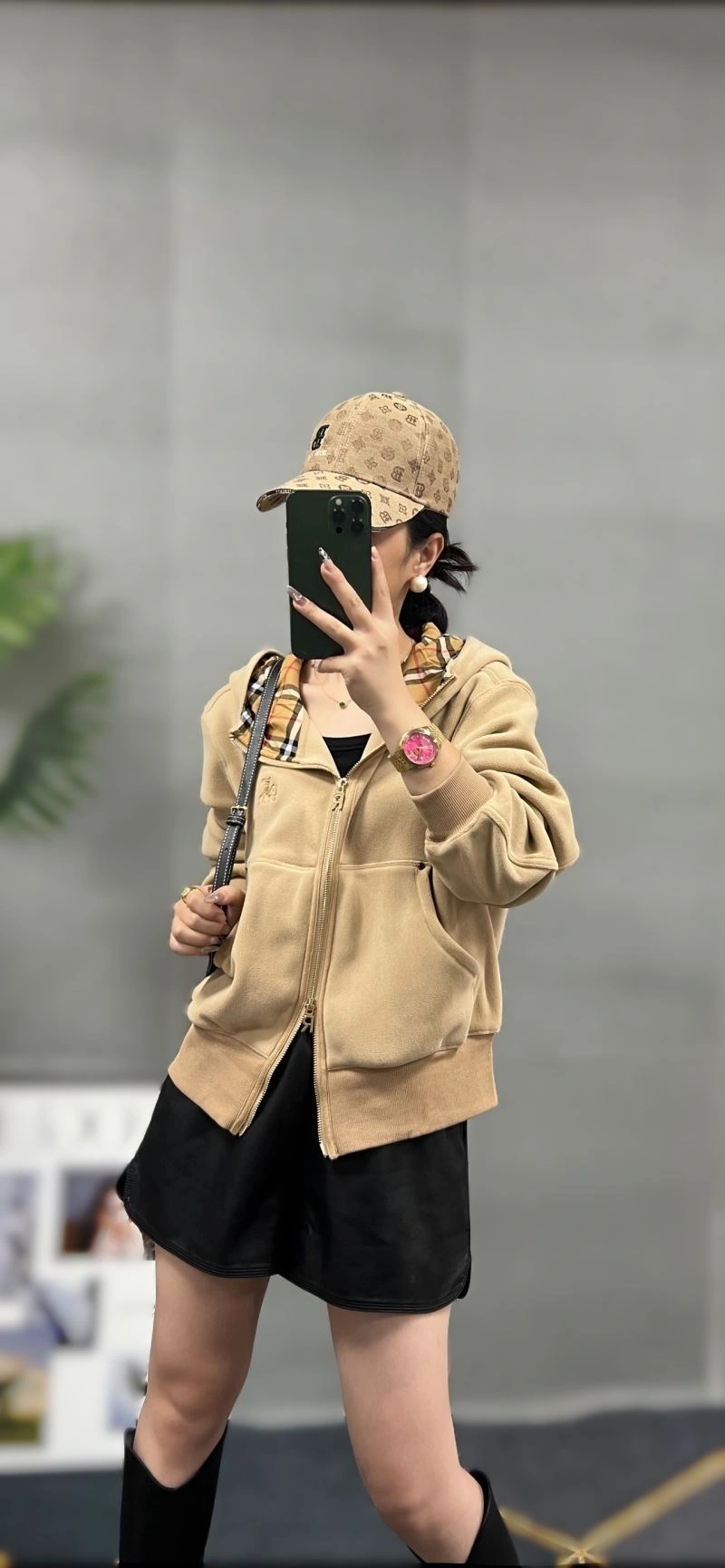 Official Burberry Outwear