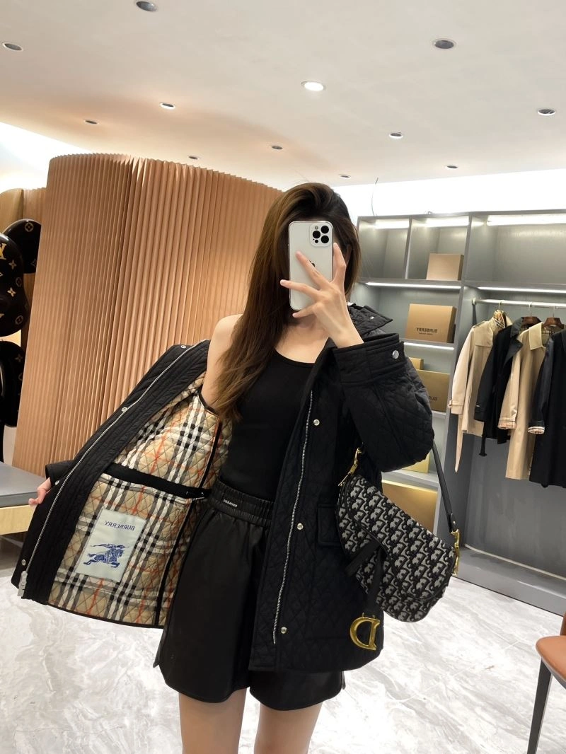 Brand-original Burberry Outwear