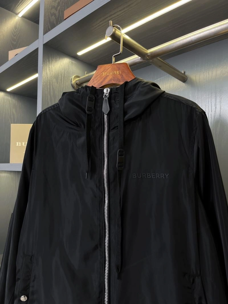 Economical Burberry Outwear