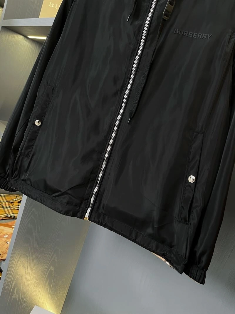 Economical Burberry Outwear