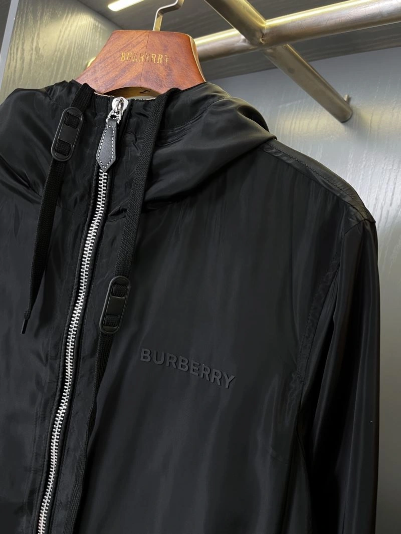 Economical Burberry Outwear