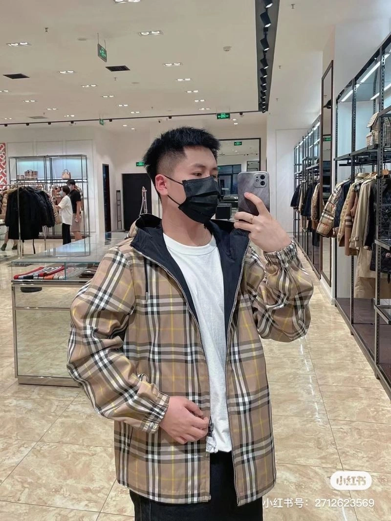 Economical Burberry Outwear