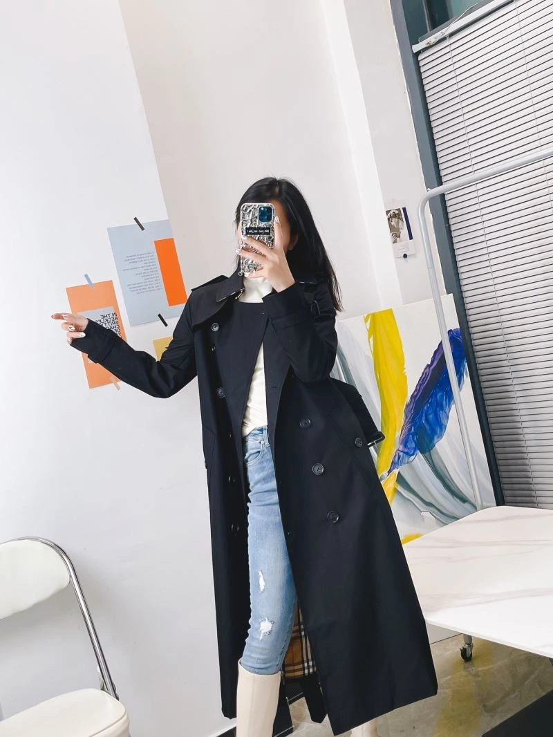 Legit Burberry Outwear