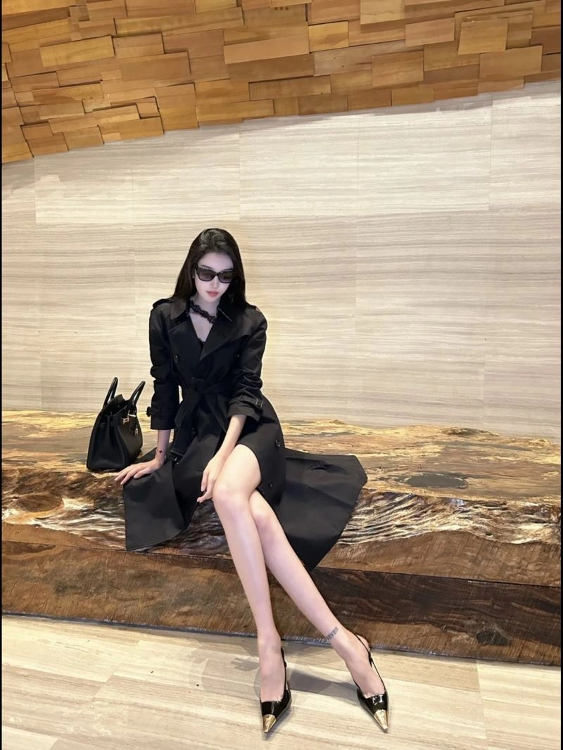 High accuracy Burberry Outwear