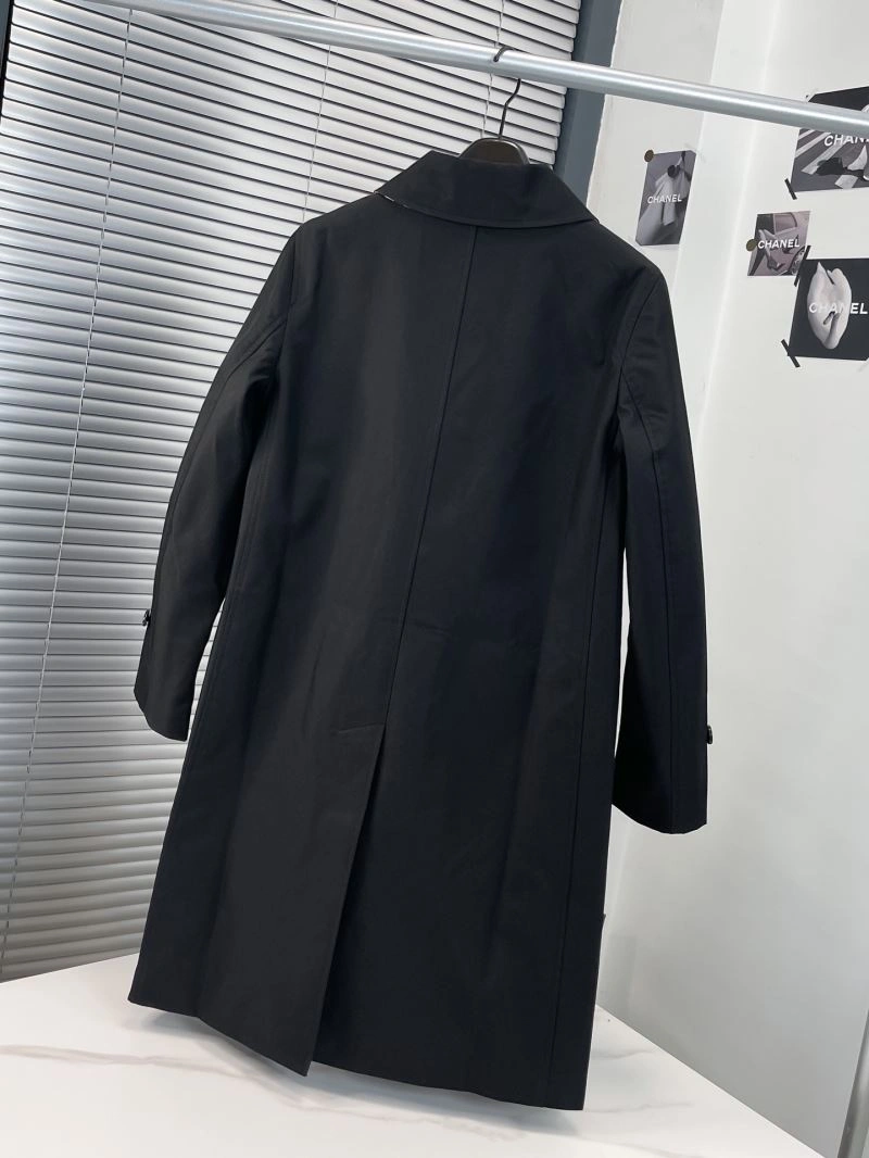 Low-cost Burberry Outwear