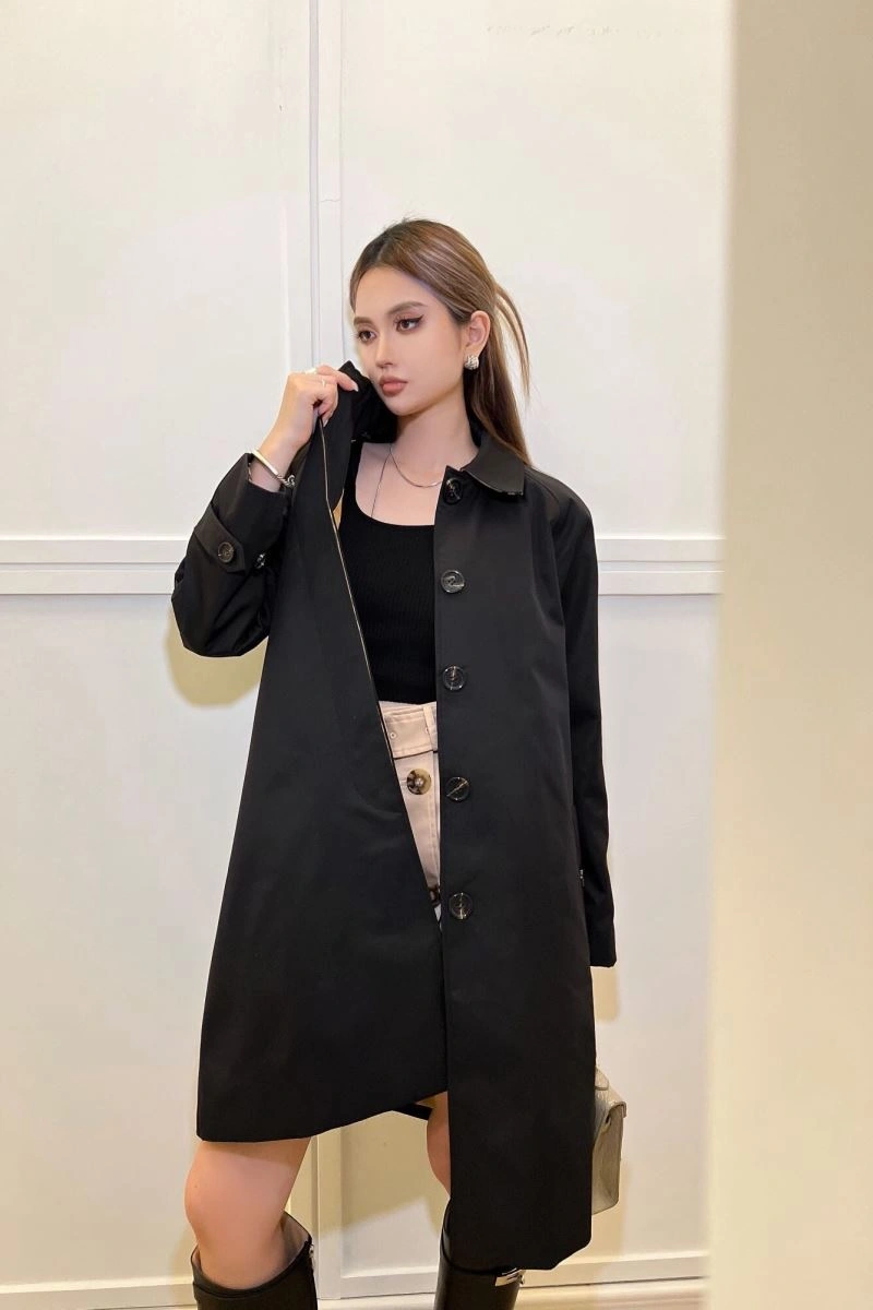 Authentic Burberry Outwear