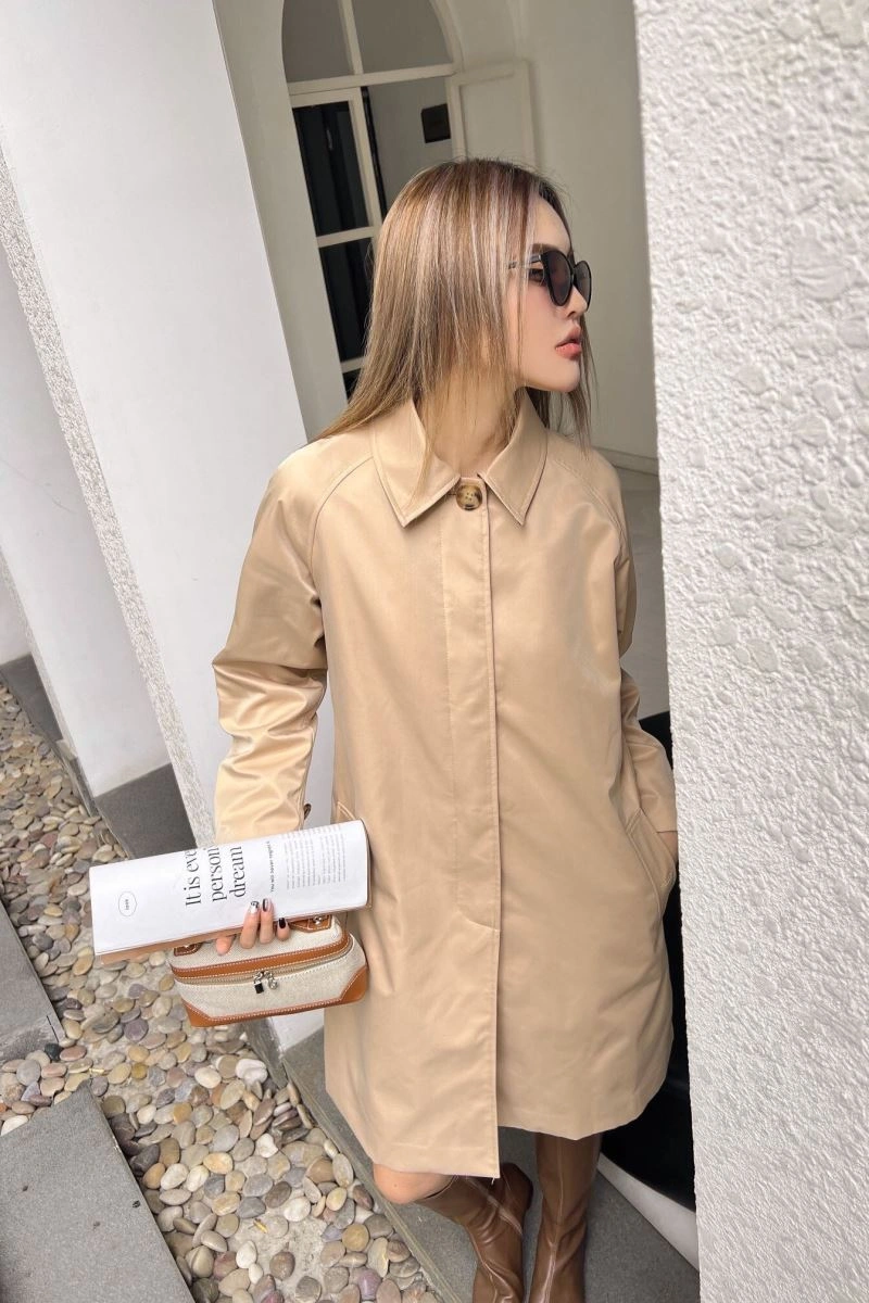 Brand-original Burberry Outwear
