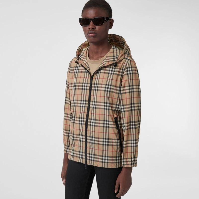 High accuracy Burberry Outwear