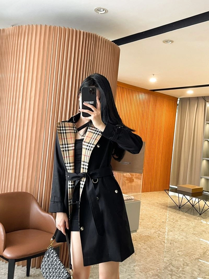 High accuracy Burberry Outwear