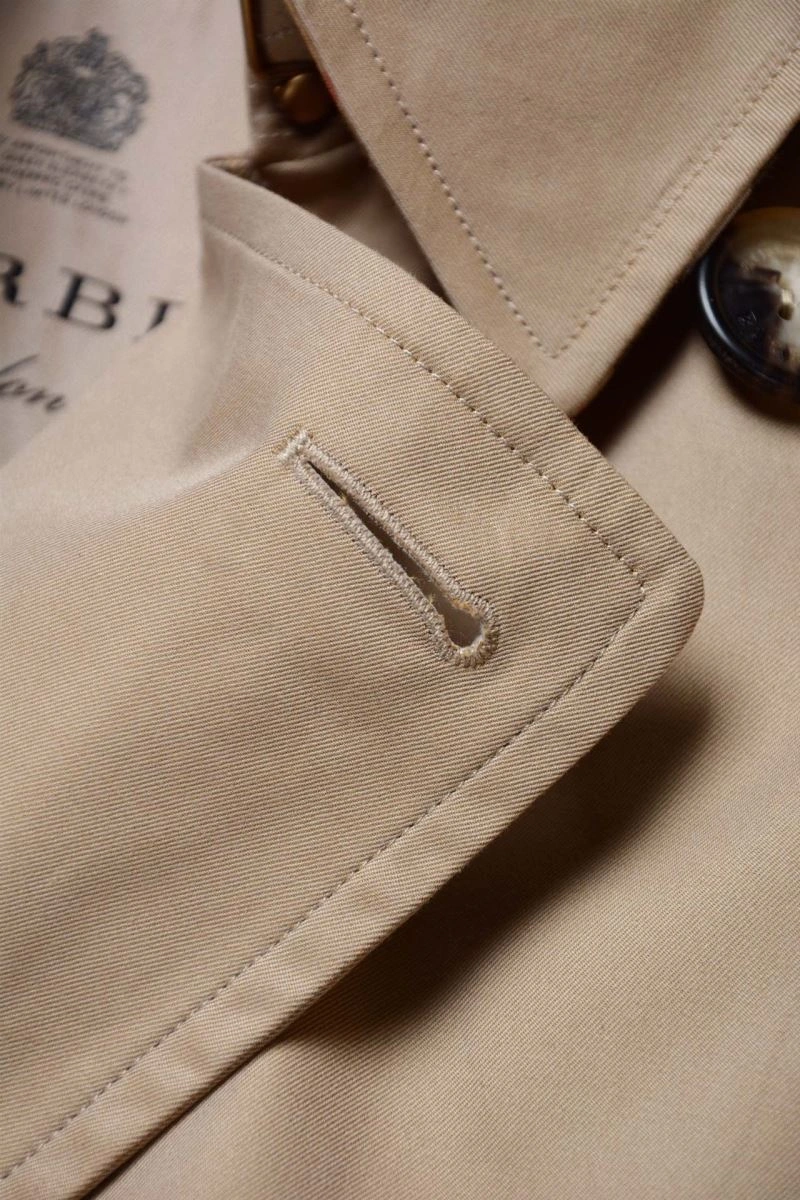 Original Burberry Outwear