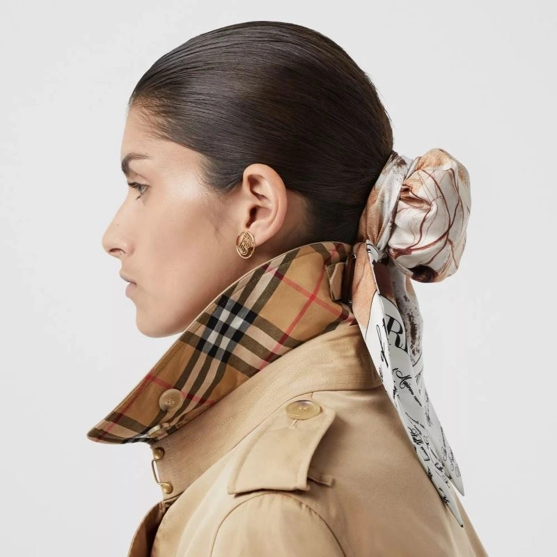 Official Burberry Outwear