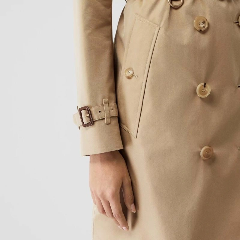 Official Burberry Outwear