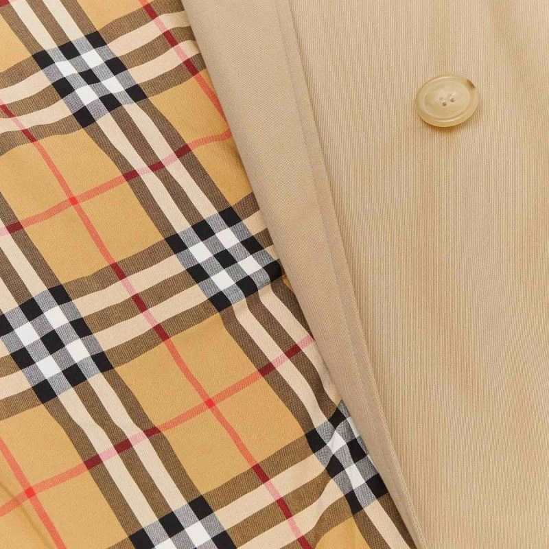 Official Burberry Outwear
